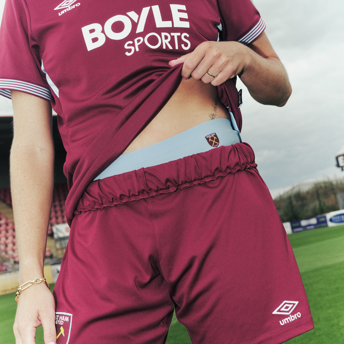 Period West Ham United Women X Modibodi Seamfree Thong Light - Light in ...